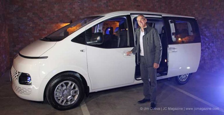 Hyundai presenta su nuevo modelo de minivan Staria