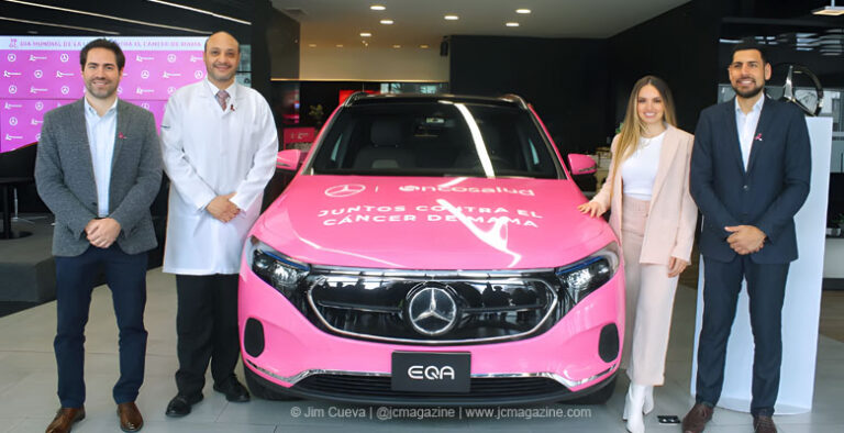 Regresa el icónico auto rosa de la campaña contra el cáncer de mama