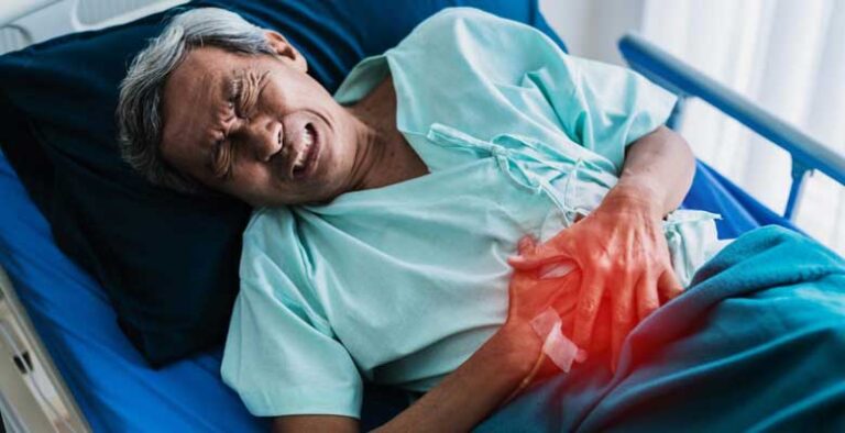 Cada día 14 peruanos son diagnosticados con cáncer de colon